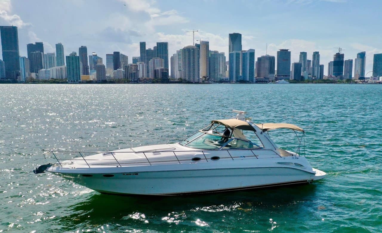45' Sea Ray BS • Miami Boats Rental