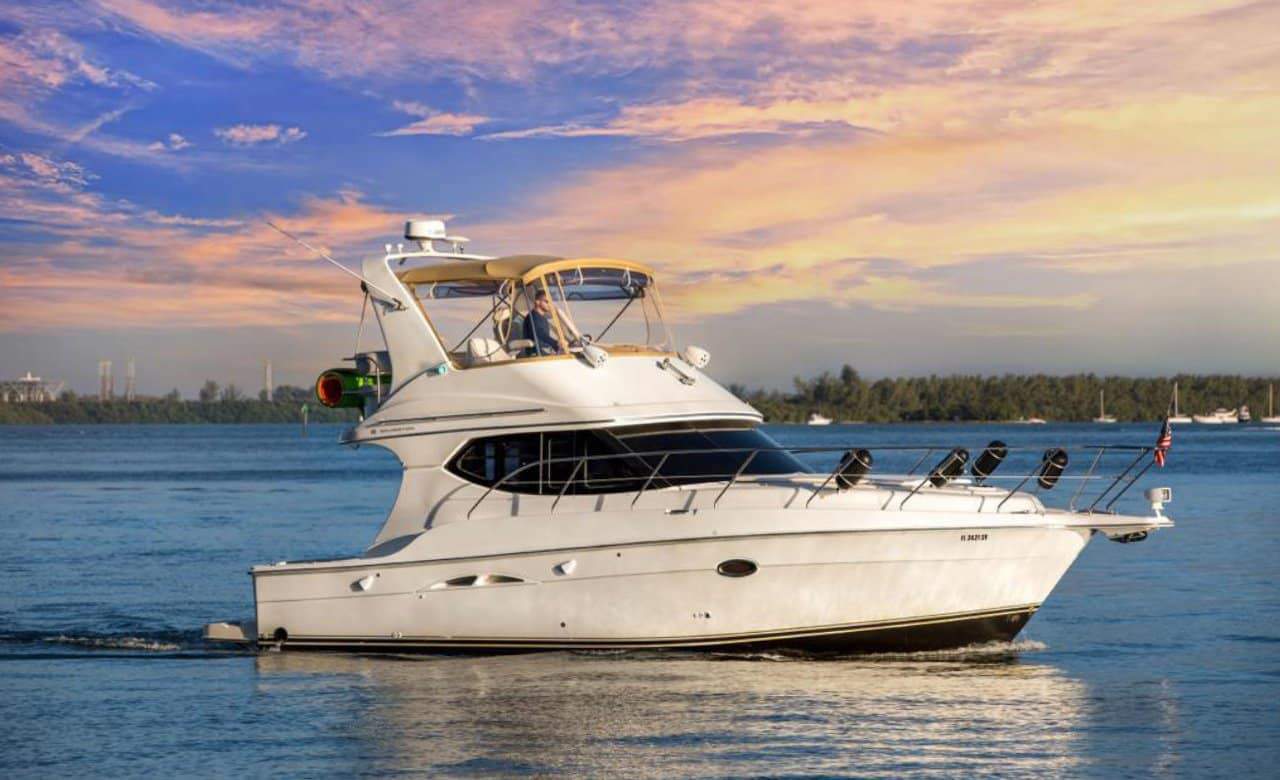 45' Silverton - Miami Boats Rental